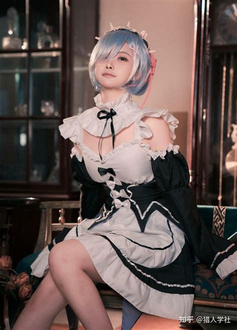 白莉爱吃巧克力 蕾姆女仆 Cosplay美图 Cos写真套图合集 知乎