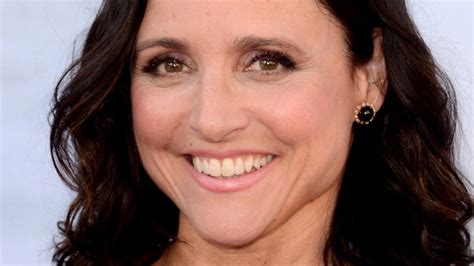 Julia Louis Dreyfus Shape