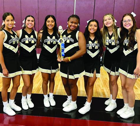 Memphis Cheerleaders Earn Hardware At Nca Camp Red River Sun