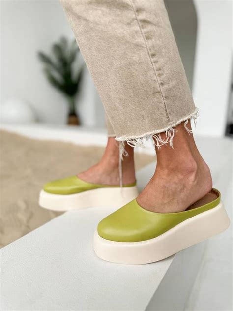 Сабо — ціна 1950 грн у каталозі Сабо Купити жіночі речі за доступною ціною на Шафі Україна