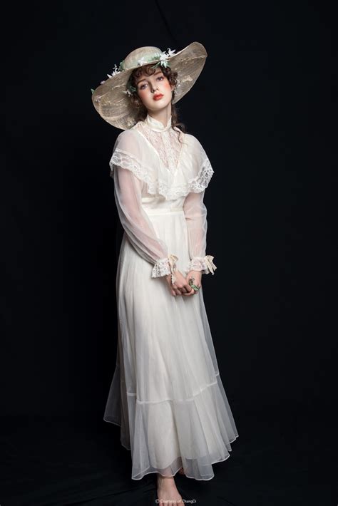 Берешь и Рисуешь Референсы Викторианские платья Винтажные платья Платья