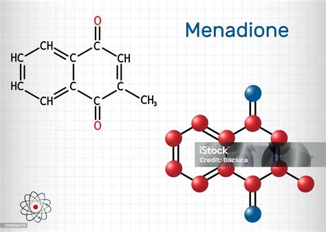 메나디온 메나프톤 프로비타민 분자 비타민 K3라고 합니다 구조적 화학 적 포뮬러 및 분자 모델 케이지에 종이 시트 0명에 대한