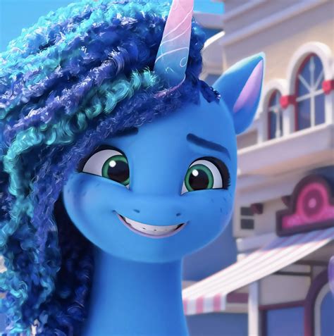 Considering The Fact That Misty Draws On A Cutie Mark When Shes In Public She Knows That Not