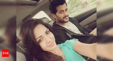 Sumangali Serial Actor Pradeep Commits Suicide Tamil Movie News The Times Of India