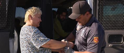 Espulsi In Poche Ore O Giorni Lamerica Di Biden Chiude Le Frontiere Ai Troppi Migranti Il