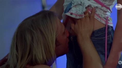 Loan Laure Plaisirs Defendus 2005