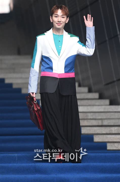 포토 김호영 예쁜남자 스타투데이