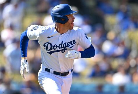 Dodgers Fans Take To Poll And Give Freddie Freeman Edge Over