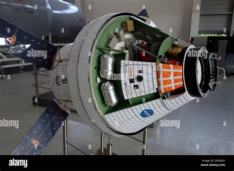Modular Multi Mission Spacecraft Modular Multi Mission Spacecraft