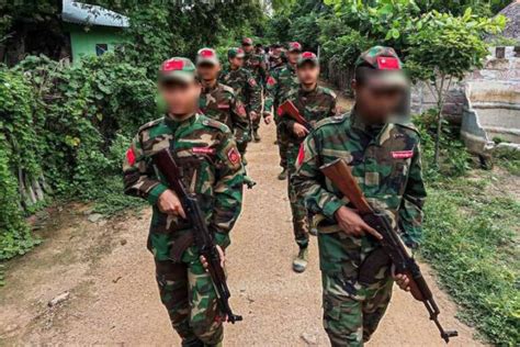 ရေဖြူမြို့နယ်ရှိ စစ်တပ် ဂိတ်စခန်း ၃ ခုကို တပြိုင်တည်း ဝင်ရောက်တိုက်ခိုက