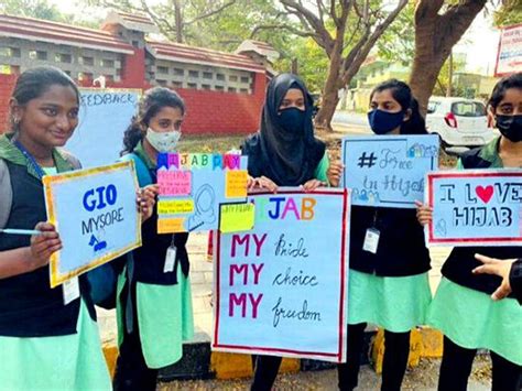 India ‘i Love Hijab Movement In Karnataka Bjp Says It Wont Allow