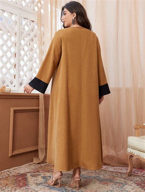 Shein Najma Plus Size Women Contrast Color Metal Pearl Button Front