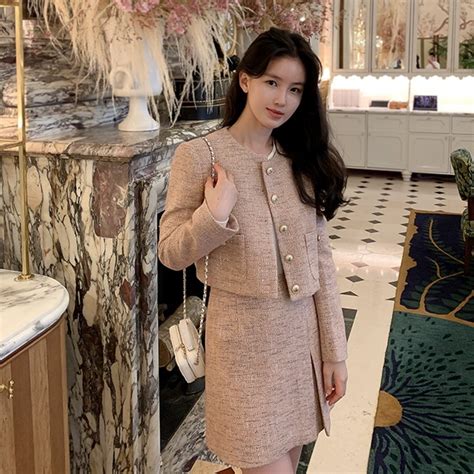 베니토 셋업할인 Made 르네아 트위드 셋업 신상베스트간절기가을여성데일리트위드셋업트위드세트트위드투피스간절기셋업간절기투피스데일리룩하객룩오피스룩데이트룩