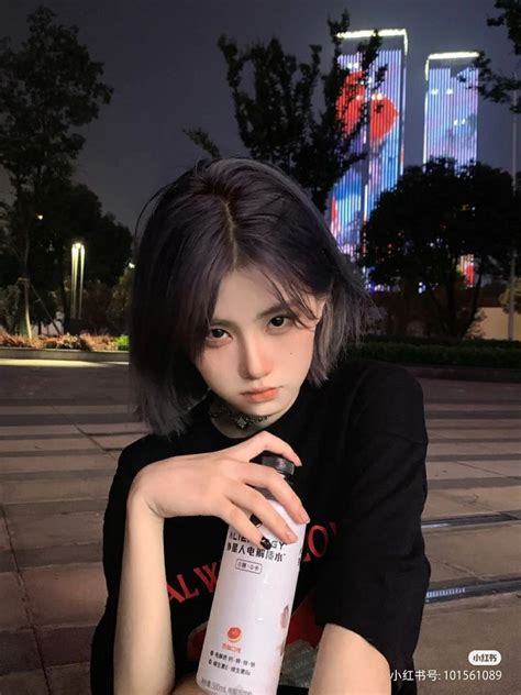 Pinterest Woman Face Poses Female Pose Reference