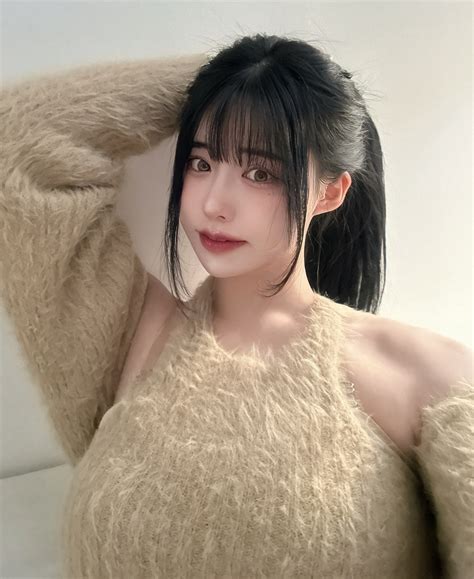 김은영 다들 즐거운 일요일 보내세용~ 🐰🐰 Instagram