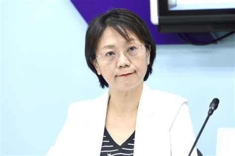 翁曉玲又出招稱退將到對岸唱中國國歌是禮貌 提案修法刪罰則 上報 焦點