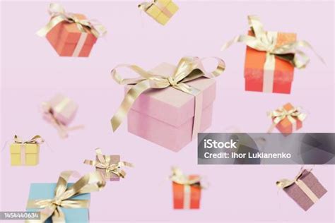 파스텔 배경에 날아다니는 여러 가지 빛깔의 선물 상자 3d 렌더링 Blessing에 대한 스톡 사진 및 기타 이미지 Blessing 공예 공휴일 Istock