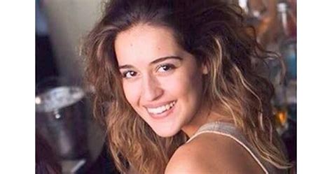 Дъщерята на Гала стяга нова къща