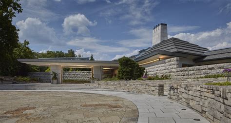 Bloomfield Residence — Young And Young Architects