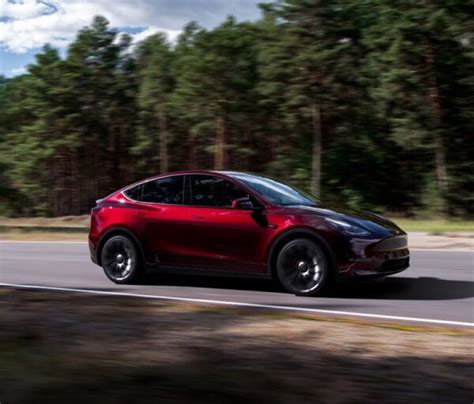 Tesla Outpaces German Automakers In Ev Race