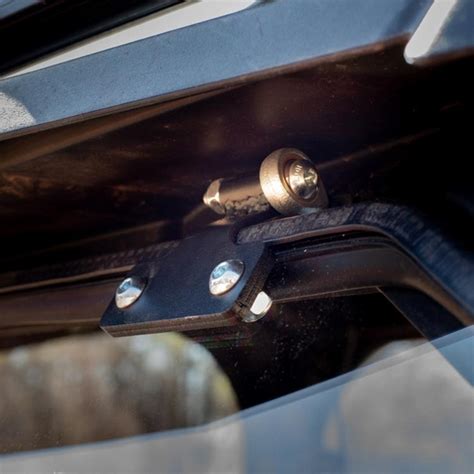 Polaris General Velocity Flip Up Uv Resistant Windshield