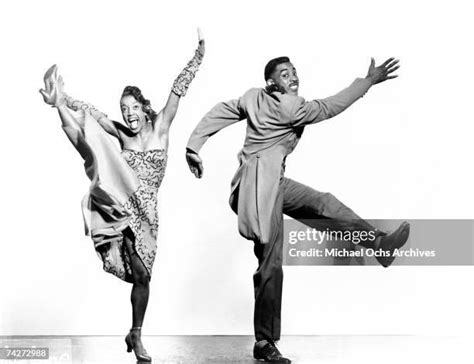 Lindy Hop Dance Photos And Premium High Res Pictures Getty Images