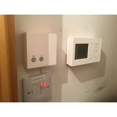 Hive Thermostat Mini User Manual English 23 Pages Hive Thermostat Mini User Manual English 23 Pages