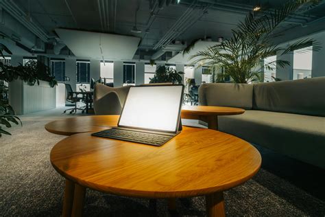 Enhance Agile Workspaces With Mobile Office Furniture Solutions