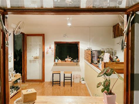 ไอเดียคาเฟ่มินิมอลเล็กๆ น่ารัก สร้างหน้าบ้านอบอุ่นน่านั่ง ใช้งบไม่ถึงแสน บ้านและสวนไอเดีย