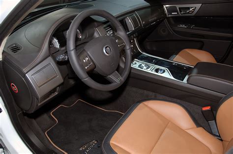 Moreha Tekor Akhe 2010 Jaguar Xfr Interior