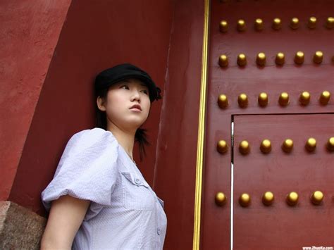 壁纸1400×1050张筱雨 壁纸14壁纸 张筱雨壁纸图片 明星壁纸 明星图片素材 桌面壁纸