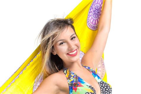 Белокурая девушка в купальном костюме Стоковое Фото изображение насчитывающей бело