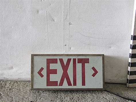 0160077 Exit Lightbox H 19cm X 39 X 6 X 2 Off Stockyard Prop And Backdrop Hire