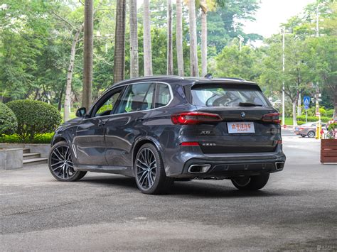 宝马x5外观实拍高清大图 宝马x5 2022款 改款 Xdrive40li 尊享型m运动套装神秘灰第7张图片大全 太平洋汽车