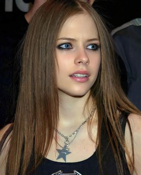 Avril Lavigne 2002 Avril Lavigne Style Swag Makeup Hair Makeup