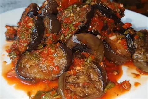 შემწვარი ბადრიჯანი სანელებლებში რომელსაც ხორცისგან ვერ გაარჩევთ