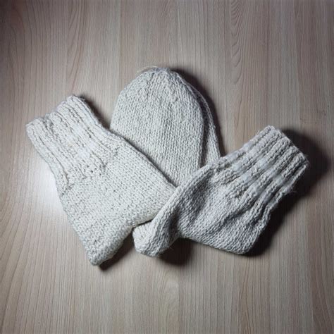 Ciorapi De Iarna Grosi Crosetati Manual Albi Pufosi Si Caldurosi