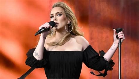 Adele Opens Up About Her ‘really Bad Sciatica During New Years Eve Show