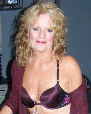 Maroon Bra And Panty Set Porn Pictures XXX Photos Sex Images 3925329 PICTOA