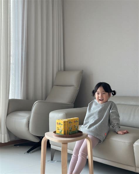 유경희│ 쌍둥이아기모델 │ 육아용품리뷰 │ 아기와여행 │ 집꾸미기 │ 아기방꾸미기 T Hibyebebeofficial 우리 하늘이와 사랑이 이번엔 소피아