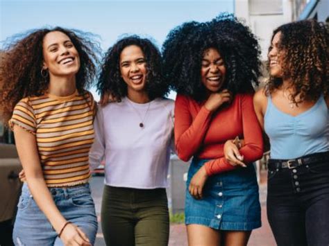 The Curl Refresher Guide For Every Type Of Curl