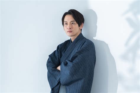 40代既婚男性が恋に落ちる瞬間は？好きな人への態度や相手を落とす方法は？ 美女との恋活