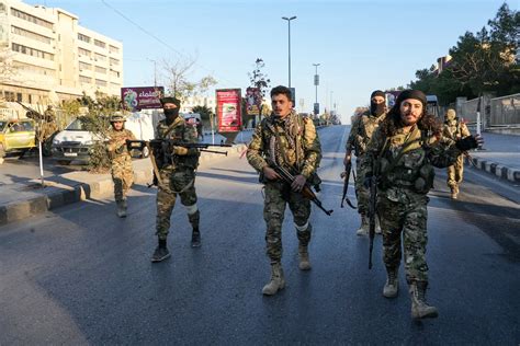 Syrian Rebels Challenge Assad Defend Gains In Allepo Push Toward Hama