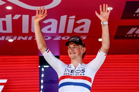 Josh Tarling Claims Statement Win In Giro Ditalia Stage Two Time Trial