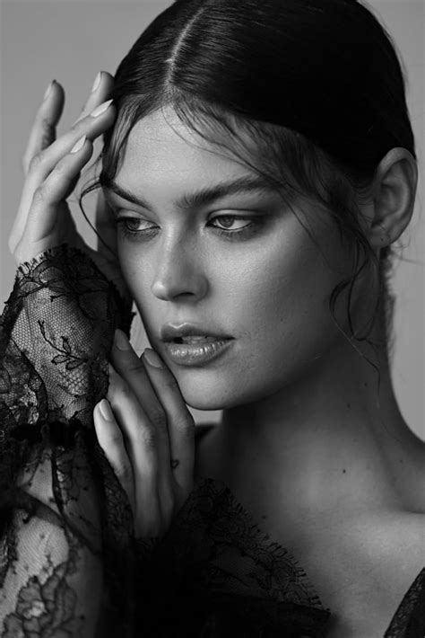 Lauren Layne Picture