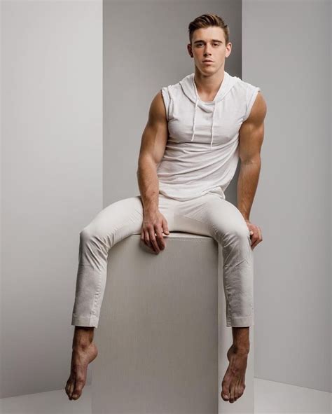 Pin By Dave On Casual Men Barefoot Men Male Feet Men