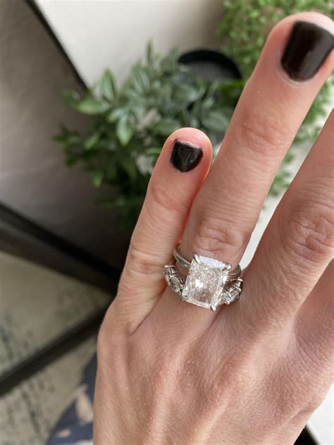 Windowing On Radiant Cut Lab Diamond Is This Normal Rlabdiamond