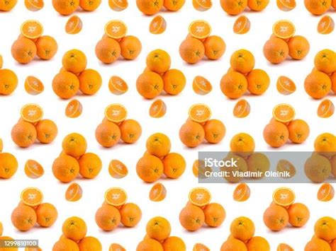 주황색 매끄러운 패턴 흰색 배경에 격리 된 감귤류 잘 익은 오렌지와 슬라이스 미세한 매끄러운 패턴의 컬렉션 0명에 대한 스톡 사진 및 기타 이미지 Istock
