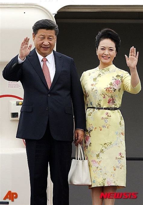 시진핑 부인 남편 젊은 시절에는 김수현 닮았다 유머 움짤 이슈 에펨코리아