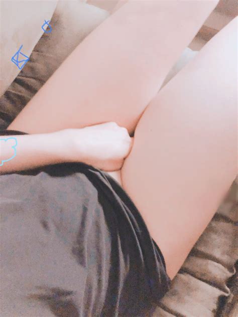 海外住み 歳日本人学生が大胆な顔付きパイパンヌード自撮り みんくちゃんねる